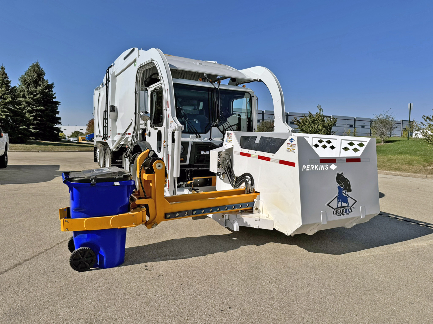 Perkins PT8200 Graboxx™ (New!) - Cart Tipper USA by Nuss Truck & Equipment